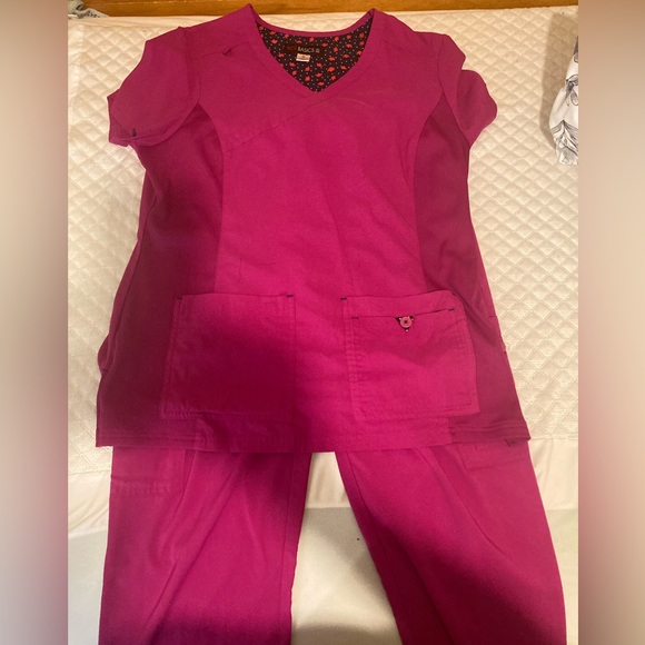 koi | Other | Koi Pink Scrub Set Medium Only Wore A Few Times | Poshmark